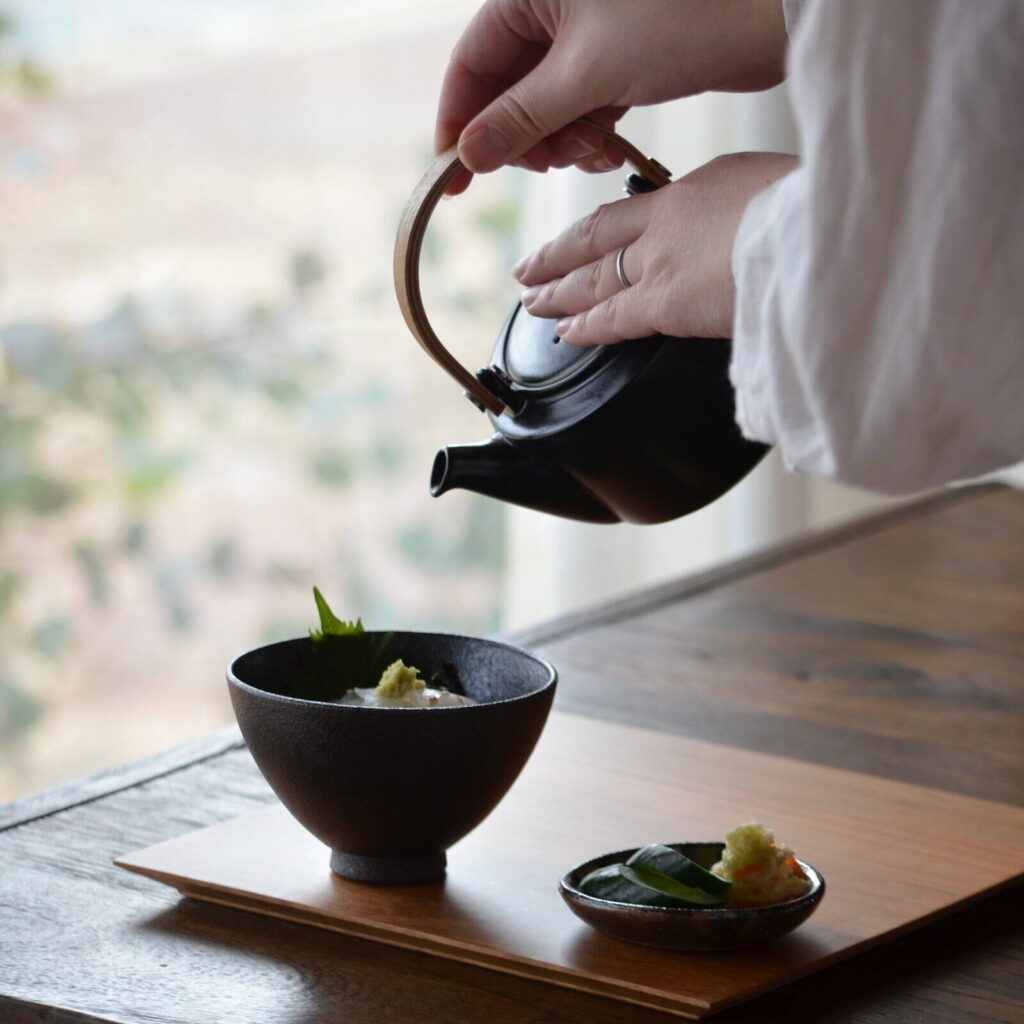 Japanese Ceramic Teapots: Unveiling The Timeless Beauty